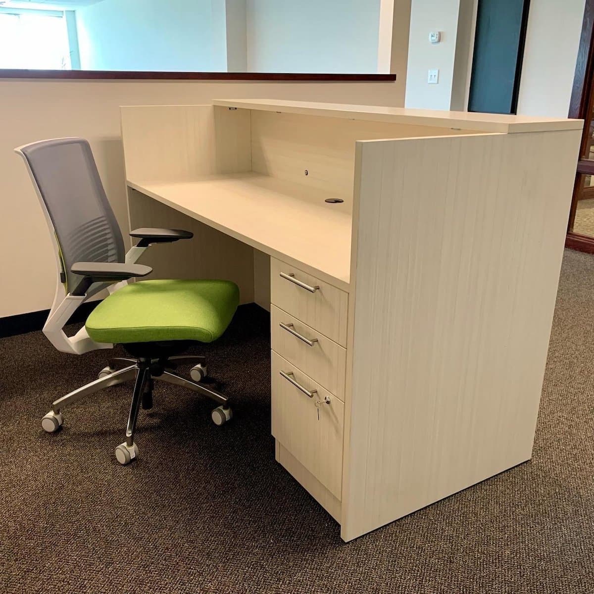 Vi-Leon | Office Gallery International